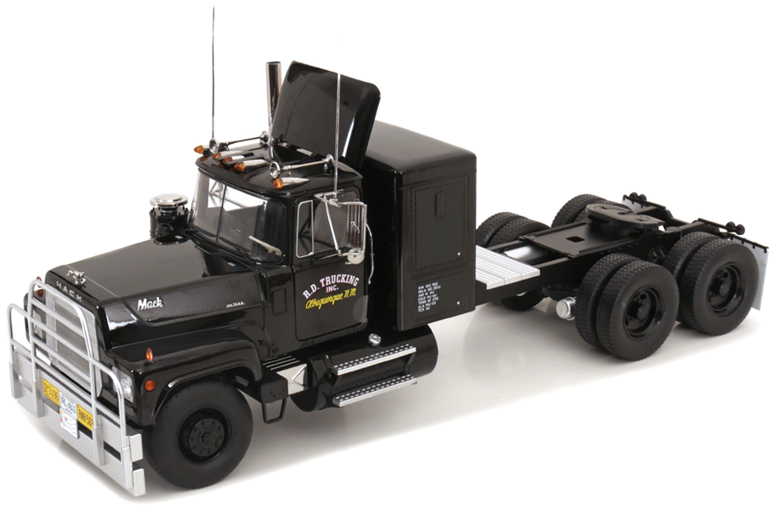Масштабная модель Mack RL 700L 1974 седельный тягач черный лучшая цена!